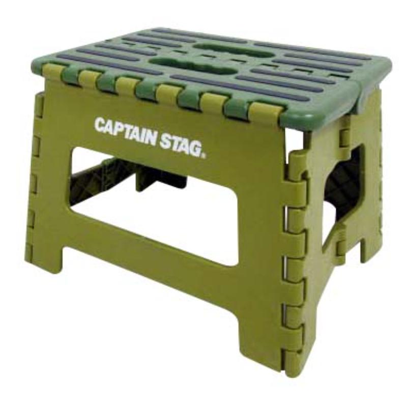 折りたたんで収納できるステップです。高い所への足場としての使用はもちろん、ウォータージャグを置いたり、簡易的なイスとしても使えるので便利です。サイズ：320×250×220mm材質：ポリプロピレン重量：1.17kg原産国／製造国：中国商品コ...