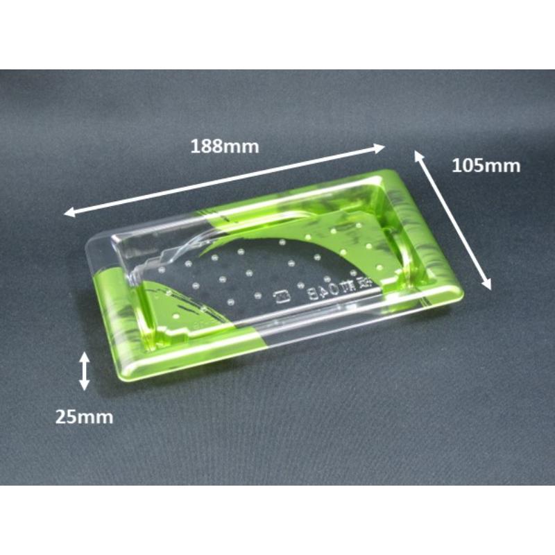 高価格帯の握りや刺身の高質感をより一層惹き立たせる洗練された重厚感ある「うつわ」。華やかに、鮮やかに、鮮魚や寿司を彩り売場で目を惹きます。※本体のみ、蓋は別売りです。サイズ：188×105×25mm材質：バイオPET重量：14g原産国／製造...