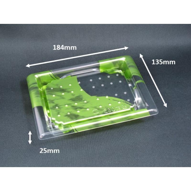 高価格帯の握りや刺身の高質感をより一層惹き立たせる洗練された重厚感ある「うつわ」。華やかに、鮮やかに、鮮魚や寿司を彩り売場で目を惹きます。※本体のみ、蓋は別売りです。サイズ：184×135×25mm材質：バイオPET重量：17g原産国／製造...