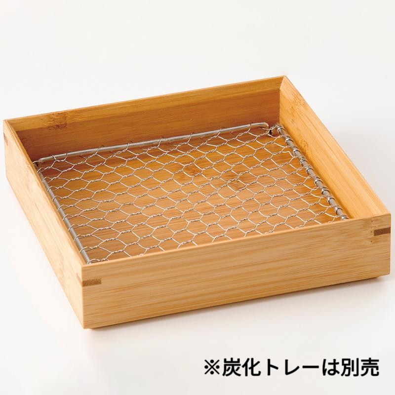 炭化トレー用ステンレス皿。サイズ：約14.1×14.1cm材質：ステンレス重量：59g原産国／製造国：日本品番：19-705L商品コード00842322メーカー名萬洋サイズ約14.1×14.1cm材質ステンレス重量59.00g・注意事項：モ...