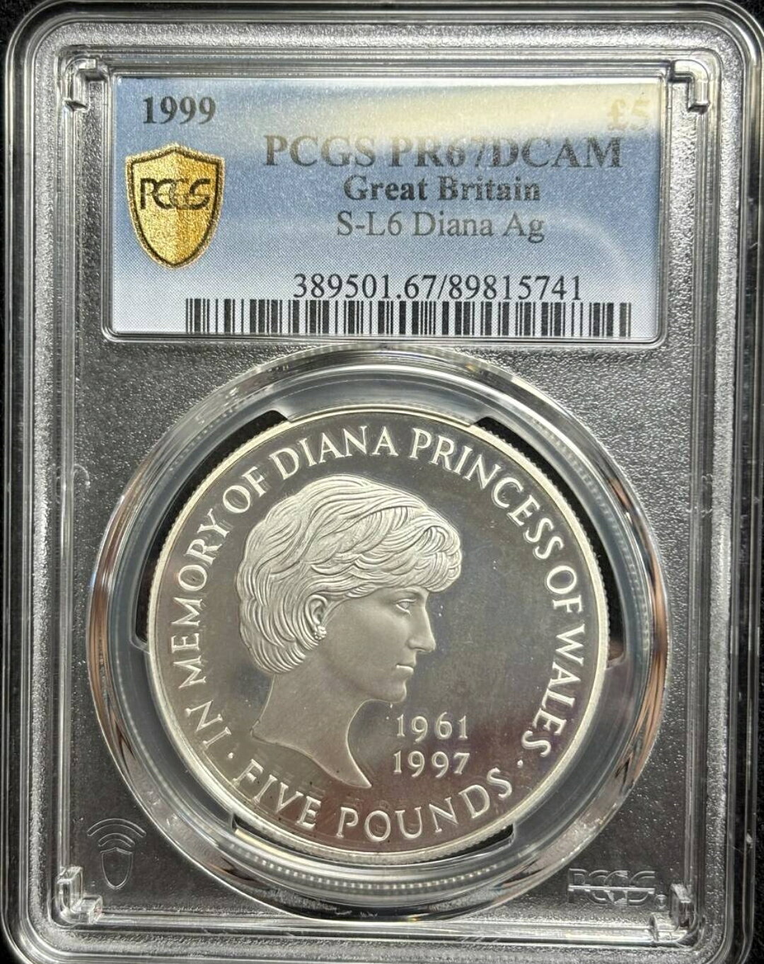 1999年 イギリス ダイアナ元妃 追悼記念 5ポンド 銀 シルバー 銀貨 銀コイン 記念コイン ダイアナ銀貨 PCGS PR67DCAM 銀92.5％ 28.28g スラブケース入り 本物保証 シルバー コイン 銀92.5％ 銀貨1オンス...