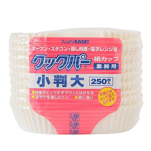 クックパーで出来た紙カップ（ベーキングカップ）です。 クックパーならではの剥離性で、油やバターを使わなくても料理がくっつかず、サラッとはがれるので、ヘルシーなノンオイルのお料理が作れます。 オーブンや蒸し料理、電子レンジなどでの使用が可能で...