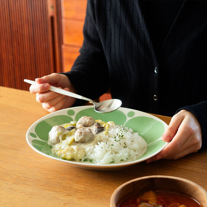 サイズ（目安） φ22×25cm　H3.5cm 重量（目安） 710g 材質 磁器 使用区分 電子レンジ ○、食洗機 ○、オーブン ○ デザイナー ビルガー・カイピアイネン （Birger Kaipiainen） ■ご購入前にご確認ください...