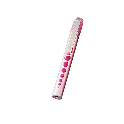 ●ショートタイプなので、胸ポケットや前ポケットにスッキリ収納できます。●電球色に近い光のソフトLEDタイプです。●色：ピンク●サイズ(mm)：直径12*105●電源：単4乾電池*1本(テスト用付属)●材質：アルミニウム●重量：20g●ノック...