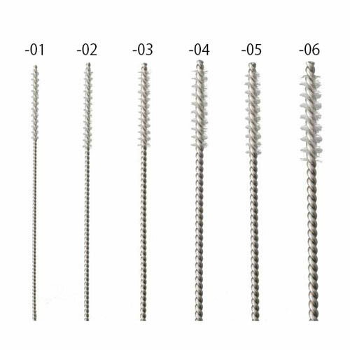 ●食品衛生法規格基準の部材を使用しています。●材質：毛材／66ナイロン(直径0.1mm)、芯線／ステンレス(SUS304)●ブラシ全長：120mm●外径(mm)：直径3.0●芯線径(mm)：直径0.8●事業者向け商品です。リニューアルに伴い...