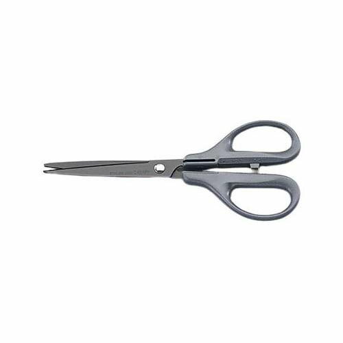 ●ノリがつかない、ベタつかない 粘着テープ用はさみ●刃にはフッ素コーティング。粘着物のベタつきを防ぎ、シャキッとした切れ味を持続します。●金属とプラスチックは簡単に分解でき、分別廃棄が可能です。ハンドルの溝にマイナスドライバーを差し込み、左...