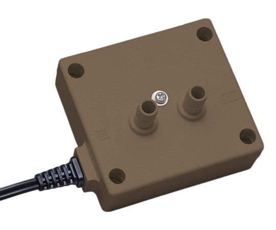 ●小型・軽量で回転部・摺動部ありませんので、低消費電力（3W）・低騒音です。●吐出量の調節（電圧、周波数での調節）が容易です。●吐出側を絞ってもモーターポンプのような焼き付きの心配がありません。●型番：BPH-474P●分解型●サイズ：74...