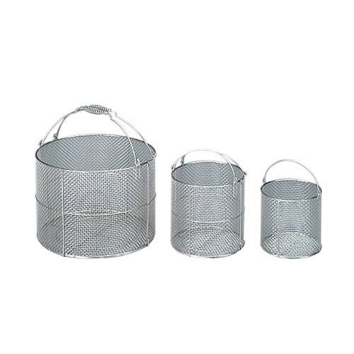 ●SS430丸カゴ●材質：ステンレス（SUS304）●網目：5.5mm●外枠線径：Φ3mm●網線径：φ0.95mm●型番：特大●サイズ（mm）：φ400×300●持ち手数：2●タイプ：丸型●※取手のスプリングが付属しています。●重量：1.9...