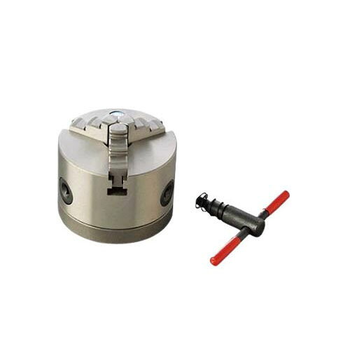●精密卓上旋盤Compact9用の三爪スクロールチャック直径100mmです。●直径が大きく把握できる材料も直径80mmの三爪スクロールチャックに比べて大きくなります。●逆爪も付属しています。●棒材や三角柱といった材料の把握に適しています。●...