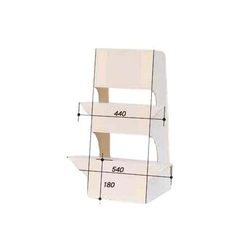 ●大型ディスプレイ用の紙製スタンド●粘着テープ付●本体サイズ：H700*W860mm●材質：段ボール紙●厚さ：約5mm●入数：1枚入●事業者向け商品です。リニューアルに伴い、パッケージ・内容等予告なく変更する場合がございます。予めご了承くだ...