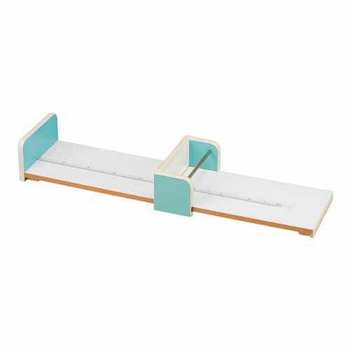 ●ベビー室にあった優しい色調です。●測定用ボードを動かすことで容易に身長測定ができます。●測定範囲(mm)：0〜900●色：ブルー●最小目盛：1mm●材質：ポリ合板・ソフトエッジ仕上げ●サイズ：290*1065*160mm●重量：4kg●事...