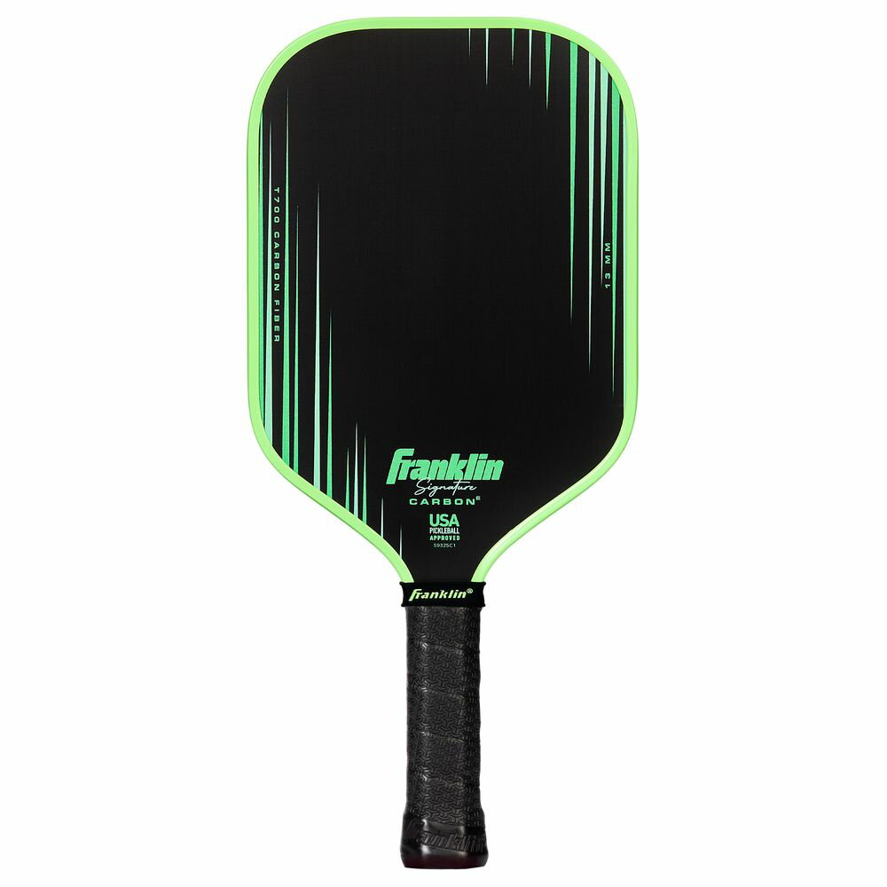 メーカー希望小売価格はメーカーカタログに基づいて掲載しています。 SIGNATURE CARBON SERIESは表面にT700 ローカーボンファイバーを採用し、エッジにはフォームを注入したガードを搭載。スピン・コントロール・打球感のすべて...