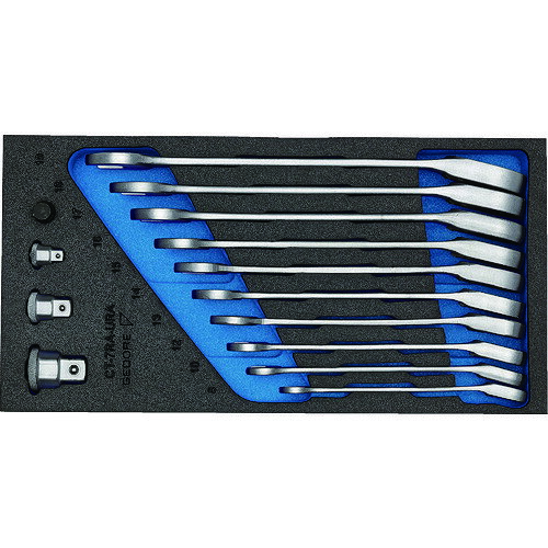 ●ユニットドライブ●モデル：1500CT1-7URA●オフセット角13度●GEDOREツールワゴンの引き出し1／3サイズにフィットします。●フォームに入っているので、整理整頓できます。●ボルト・ナットを傷つけにくい、面接触のユニットドライブ...