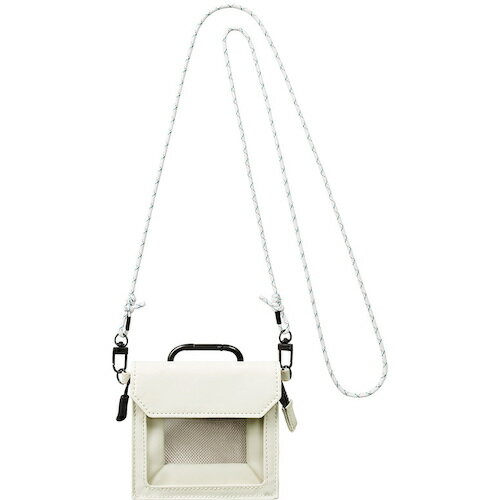 ●耐荷重 約1.1kg●“ちょっとそこまで"のおでかけに最適なミニバッグです。●芯材入りで型崩れしにくく、開口部は面ファスナー付きのフラップと小物の脱落を防ぐファスナーが付いており、使いやすさと携帯性を兼ね備えています。●また、長さ調整が可...