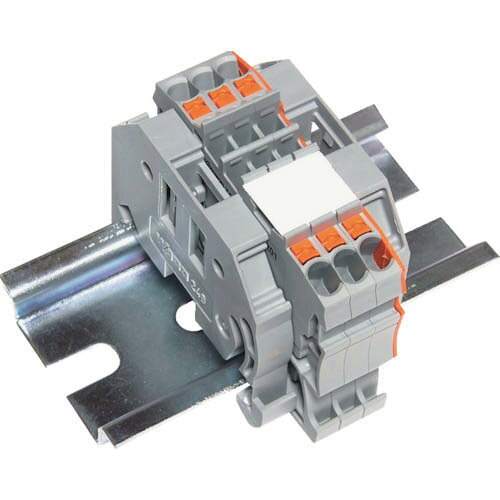 ●電線サイズ：0.25〜1.5[[MM2]]●端子厚：4.2mm●電線剥長さ：9〜11mm●スプリング式端子台で省工数、省スペース、緩みなくメンテナンス不要、プッシュボタン付で結線作業が容易です。●単線およびフェルール付より線は、電線を差し...