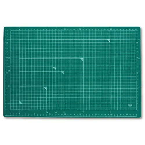 ●マット●方眼目盛り：5mm(表面のみ)●片面印刷●両面使用可●縦300*横450*厚2.0mm●裏面：無地●長時間の作業も快適な、彩度をおさえたダークトーンカラーです。●CDジャケット用カッティングガイド付です。リニューアルに伴い、パッケ...