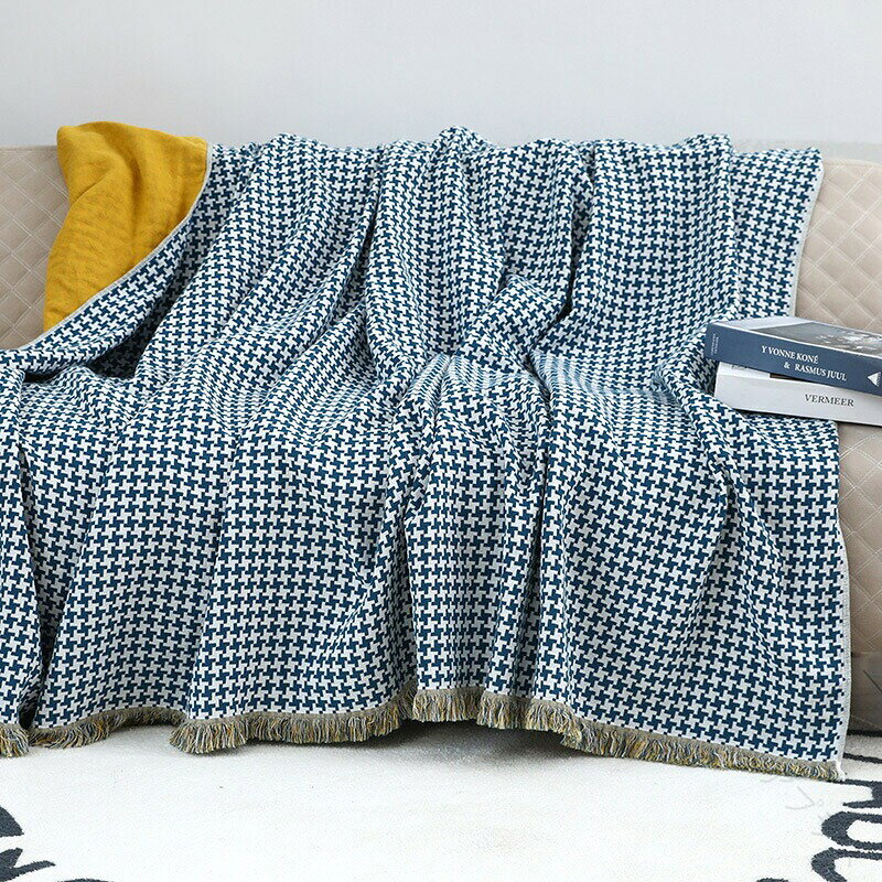 カラーブルー、イエロー素材/材質ガーゼ 綿100%天然素材シーズン通年使用春・夏・秋・冬「季節を問わず」手触りも良く肌に触れるとスベスベで気持ちいいで、毎日快適に眠れて、一年中お使いいただけます。サイズ150cmX200cm200cmx23...
