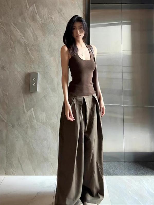 ・スタイル: タイト・衣丈: 通常丈（50cm超65cm以下）・柄: その他・デザイン: 無地・主な素材: PVC・カラー展開: ブラウン・サイズ展開: M、L、XL、2XL・テイスト: セクシー・きれいめ・対象: レディース・伸縮性: 中...