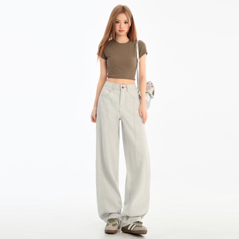 ・カテゴリ: デニムパンツ・素材: テンセル（リヨセル繊維）50%以上70%未満・シルエット: ストレート・レングス: ロングパンツ・ウエスト: ハイウエスト・生地の厚さ: 薄手・デザイン特徴: ポケット・カラー展開: ライトグレーレギュラ...