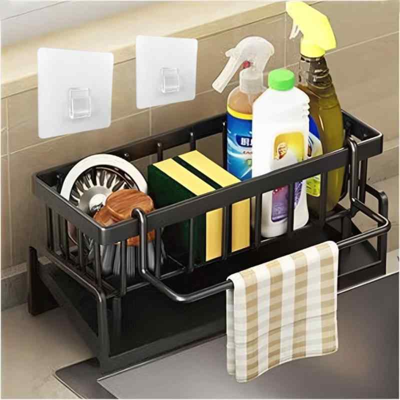 LaLa sandia] スポンジ置き キッチン 水切り 【粘着フック付き】 【水が流れる傾斜トレイ】 防錆 たわし入れ キッチン 洗面台 収納 可動式仕切り 洗剤置き たわしホルダー STT-TKh2✅【粘着フック付き】直接置きと壁掛けが...