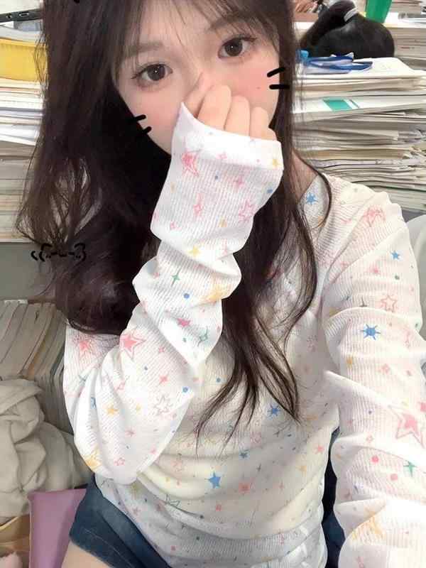 ・カテゴリ: Tシャツ・スタイル: アカデミー風、快適カジュアル・主な素材: ポリエステル・ネックライン: ボートネック・袖丈: 長袖・袖型: レギュラースリーブ・シルエット: スリムフィット・着丈: 普通丈(50cm超、65cm以下)・柄...