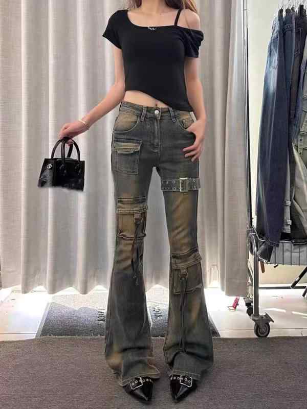 ・カテゴリ: 牛仔裤・主な素材: デニム（綿30%以上50%未満）・スタイル: 通勤風、きれいめ通勤・パンツ丈: 長ズボン・ウエスト: 高腰・厚み: レギュラー・デザイン: ポケット・カラー展開: ブルー、ブラック・サイズ展開: S、M、L...