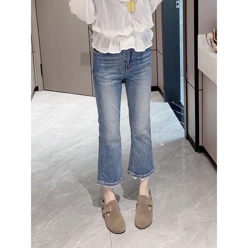 ・カテゴリ: 牛仔パンツ・主な素材: 綿 50%〜70%・スタイル: 都市風、オフィス通勤・デザイン: ブーツカットパンツ・ズボンの長さ: 九分丈・ウエストの位置: ハイウエスト・生地の厚さ: 普通・装飾: レース、パッチワーク・カラー展開...