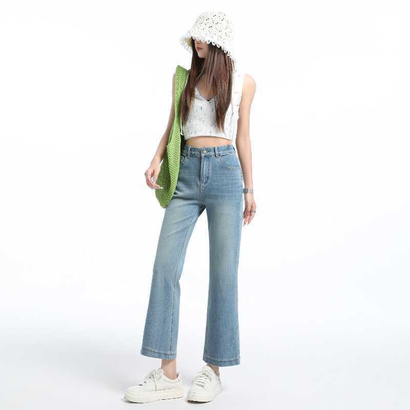 ・カテゴリ: デニムパンツ・主な素材: 綿 80%以上90%未満、ポリエステル 30%以下・スタイル: カジュアル、フェミニン・パンツ丈: ロング丈、クロップド丈・ウエスト: ハイウエスト、ミドルウエスト・生地の厚さ: 普通・デザイン特徴:...