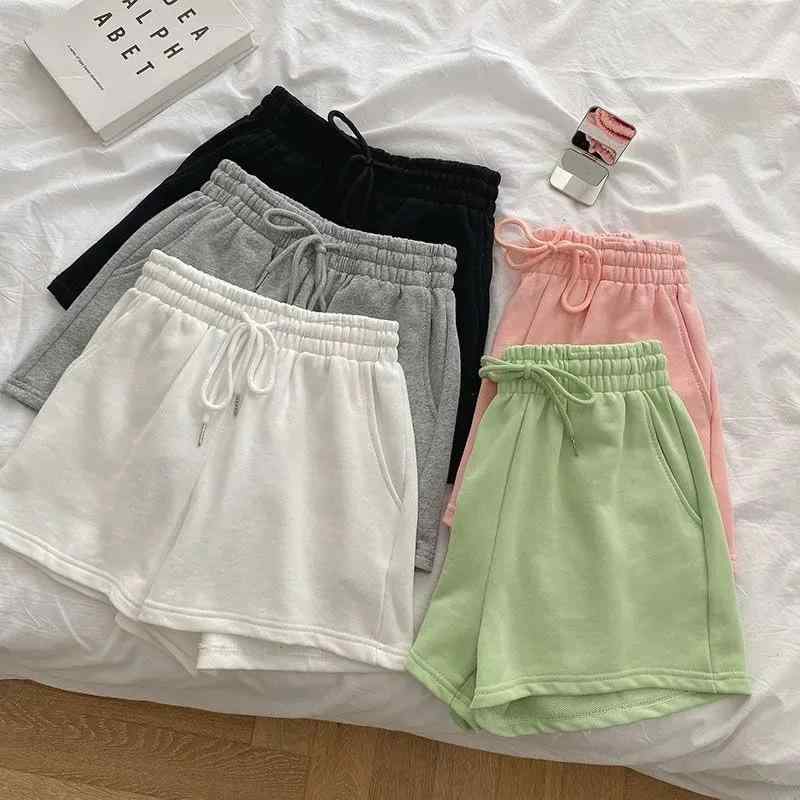 ・主な素材: 綿95%以上・パンツ丈: 五分丈・ウエスト: ゴム仕様・厚み: 中等・カラー展開: 豆グリーン、ピンク、ライトグレー、ホワイト、ブラック・サイズ展開: S（推奨体重37.5-45kg）、M（推奨体重45-52.5kg）、L（推...