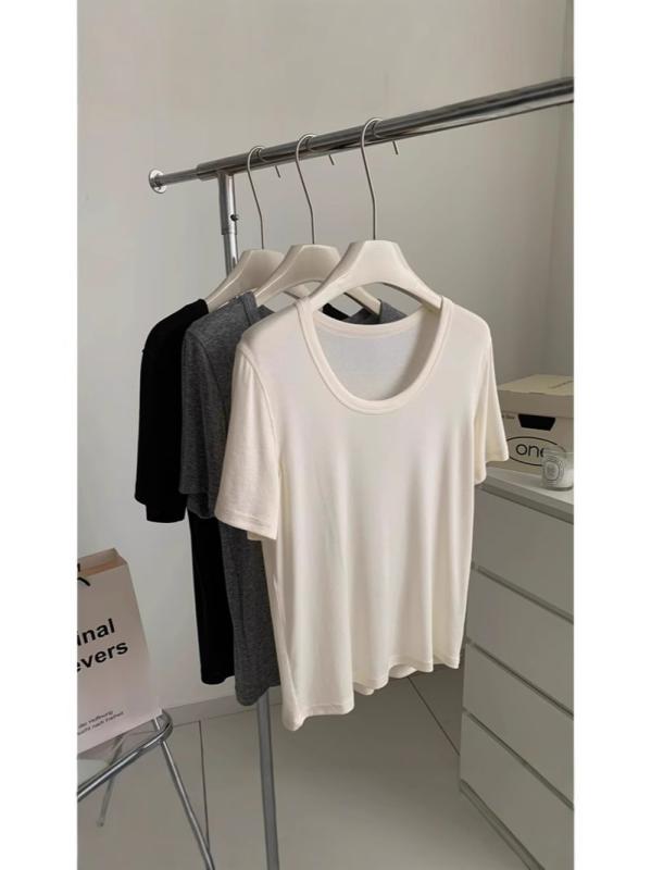 ・カテゴリ: Tシャツ・スタイル: 通勤風、快適カジュアル・主な素材: 綿 30%以上50%未満、ポリエステル 50%以上70%未満・ネックライン: クルーネック・袖丈: 半袖・袖型: レギュラースリーブ・柄: 無地・シルエット: ルーズフ...