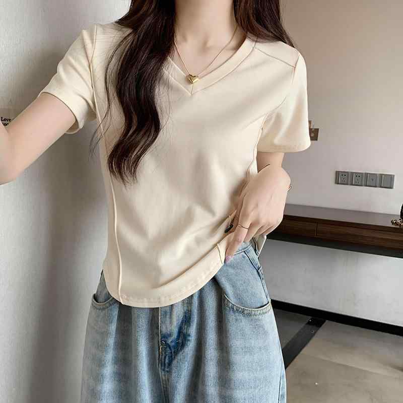 ・カテゴリ: Tシャツ・スタイル: カジュアル、シンプル、エレガント・主な素材: 綿 90%-95% 未満、スパンデックス 30% 以下・ネックライン: スクエアネック、クルーネック・袖丈: 半袖・袖型: レギュラースリーブ・柄: 無地・シ...