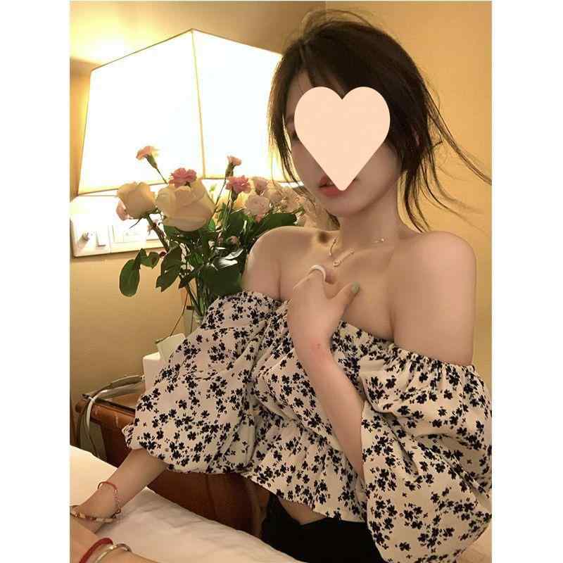 ブラウス レディース 春夏 オフショルダー パフスリーブ レース 花柄 チューブトップ風 シフォン 大人かわいい 透け感 フェミニン きれいめ 通勤用 普段使い デート・素材: ポリエステル95%以上・柄: リボン・ネックライン: オフショ...