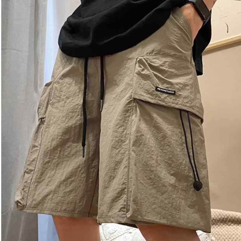 ハーフパンツ メンズ カーゴパンツ ワークパンツ 五分丈 ショートパンツ 膝上 速乾 軽量 ワイドシルエット ストリート系 カジュアル 普段使い ブラック カーキ 無地・カテゴリ: 工装休闲裤・スタイル: 青春流行・アイテム: カーゴパンツ...