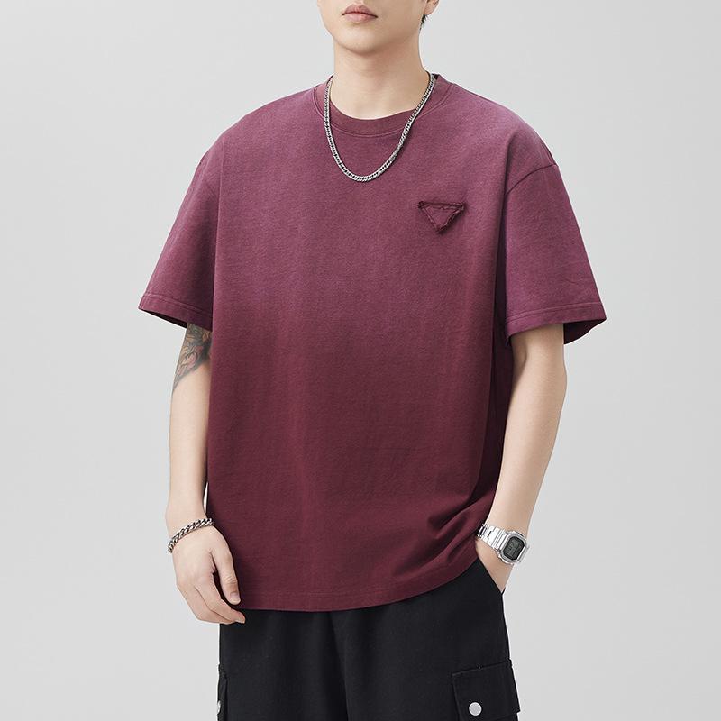 Tシャツ メンズ 半袖 グラデーション ウォッシュ加工 重厚感 ビッグシルエット 大きいサイズ ストリート系 カジュアル アメカジ トップス 春夏・カテゴリ: Tシャツ・スタイル: 韓国風・主な素材: 綿100%・柄: アルファベット・シル...