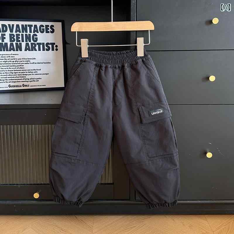 ・スタイル: 韓国風・カテゴリ: キッズパンツ・主な素材: ポリエステル100%・パンツ丈: 長ズボン・対象性別: 男女兼用・対象年齢: 中小児（3～8歳、身長100～140cm）・スタイル・デザイン: カジュアルパンツ・特徴: 開股仕様・...