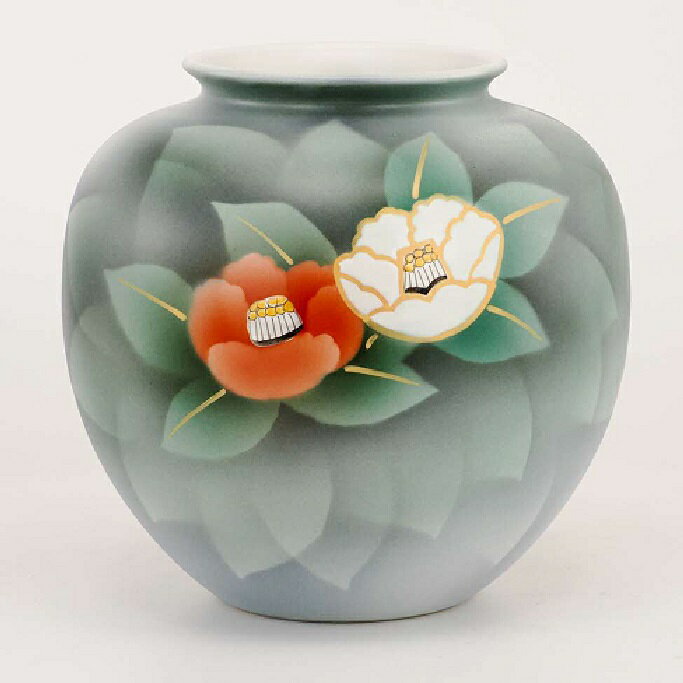 サイズ：径19×高18.5cm ■生産地：日本 ■素材：磁器 在庫限りの限定品になります 完売・破損等で発送が出来ずらキャンセルさせて頂く場合がございます 九谷焼の花瓶は、花瓶自体が華やか物も多く、シンプルな花を一輪挿すだけでも十分に映えま...
