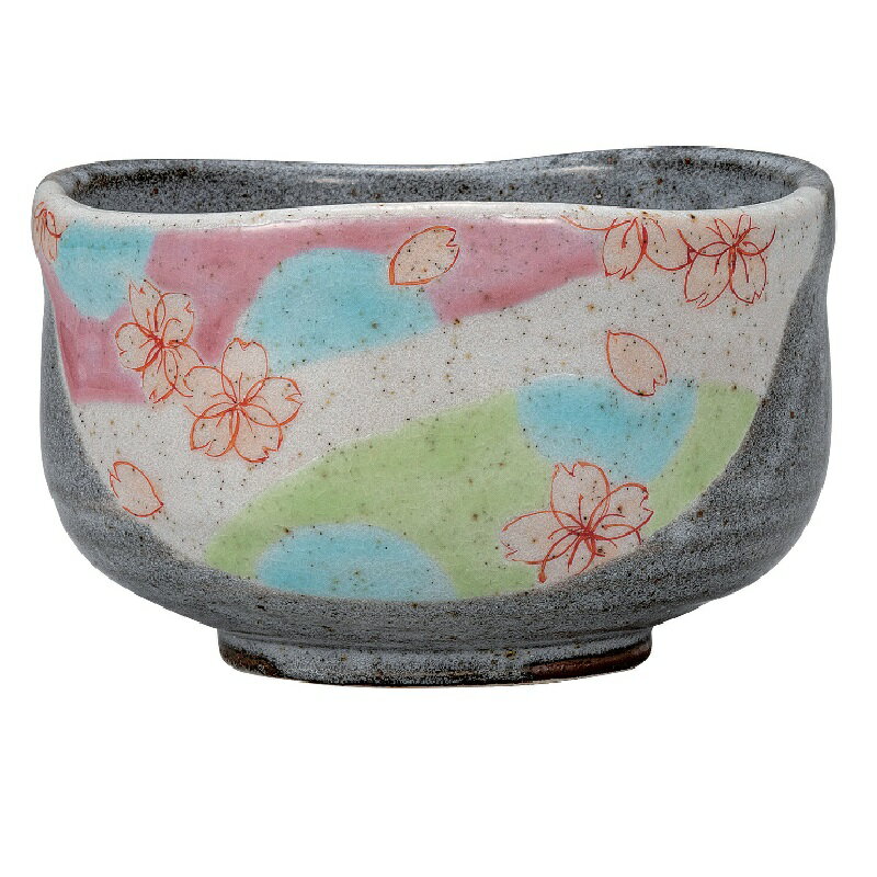 サイズ：径11 高6.8 (cm) 素材：陶器 生産地：日本 九谷焼で作られた抹茶碗です。 抹茶だけでなく、普段の食卓やデザート、おもてなしの場面など幅広く活用できる万能な和食器として多くの人に親しまれています。 九谷五彩の施された器で華や...