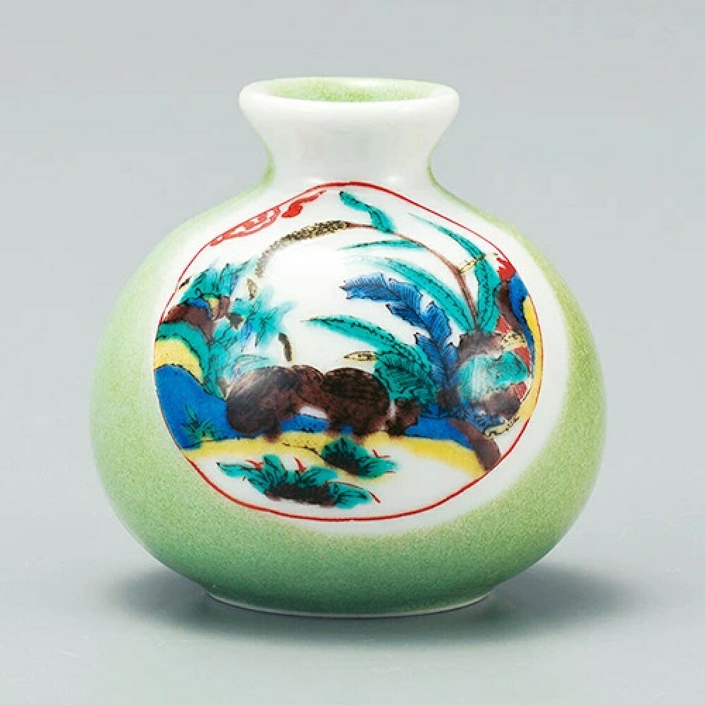 サイズ：径5.8×高さ5.8cm 素材：磁器 生産地：日本 九谷焼の花瓶は、花瓶自体が華やか物も多く、シンプルな花を一輪挿すだけでも十分に映えます。 和室だけでなく洋室やモダンなインテリアにも調和し、部屋を華やかに演出してくれます。 観賞用...