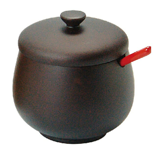 サイズ：約φ7.5xH7.5cm（約75〜77g） ※薬味スプーン：約L8.7×1.5cm 生産地：中国 素材：天然木（ウレタン塗装） コロンとしたスタイルが可愛らしい、木製くり抜き薬味入れです。 木のぬくもり感が卓上を和ませます。 ☆味変...