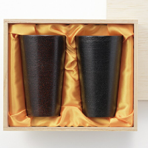 サイズ：約φ75×125mm（約180g・300ml） 材質：18-8ステンレス(本うるし) 生産国：日本 凹凸のある表面の質感は今までにない感触でありながら、自然と手に馴染むような仕上がり。 手に持つ度に訪れるその上質な質感はより一層の優...