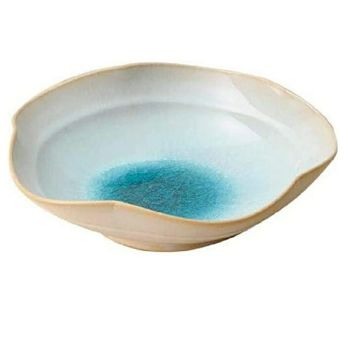 サイズ： 約径22.5×5.5cm 素材：陶器 生産地：日本（萩焼） 作家：服部天龍窯 ※萩焼の色合いは、土と釉薬が溶け合って生まれます。 ひとつとして同じ色合いのものはございません。 焼き上がりの商品を検品し、弊社基準にて許容できる色合い...
