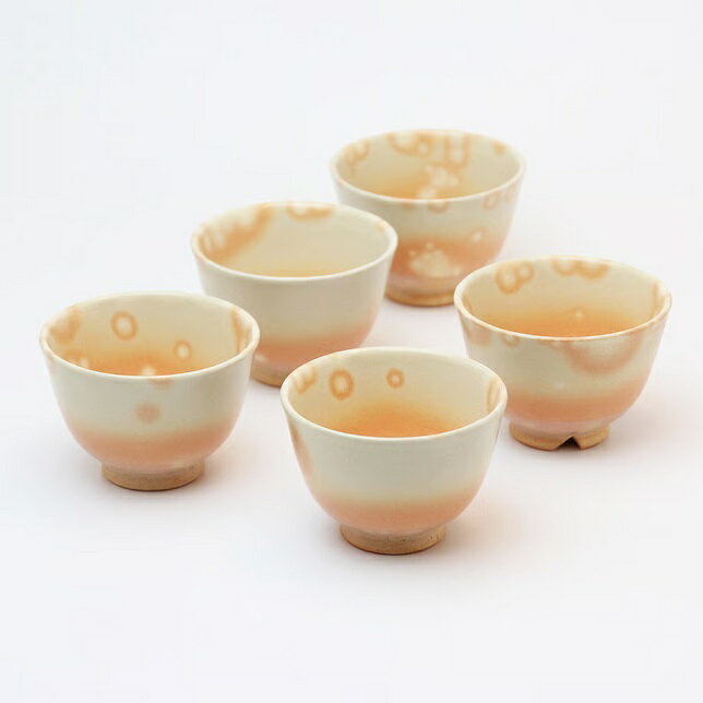 サイズ： 約φ8.0×H5.5cm（130ml）×5 素材：陶器 生産地：日本（萩焼） 作家：椿秀窯 ■取り扱い 電子レンジは、温め程度なら使用可能です。 食洗機をご使用の際は、食器同士があたらないように入れてください。 （萩焼はとても柔ら...