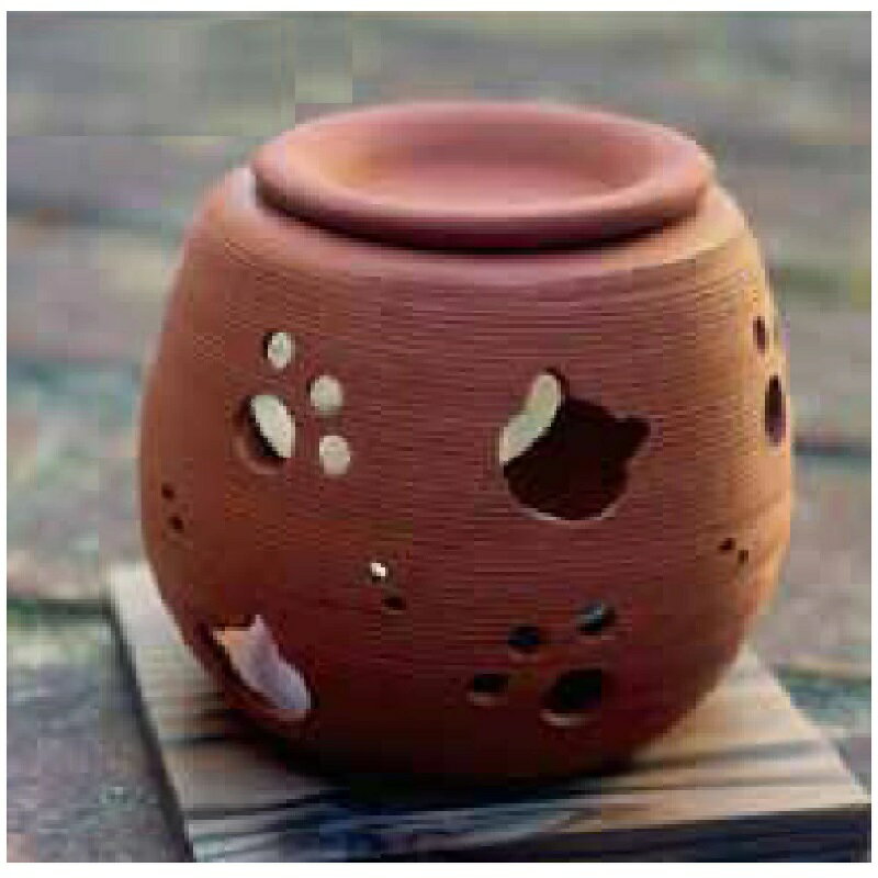 サイズ(約)：10×高さ10cm 生産地：日本(常滑焼) 材質：陶器 作家：石龍 ロウソク1ケ付 手造り品の為、サイズ・形・色合いが若干異なる場合があります。 茶香炉は茶葉を加熱して発生する香りを楽しみます。 アロマテラピー効果で気分をリラ...