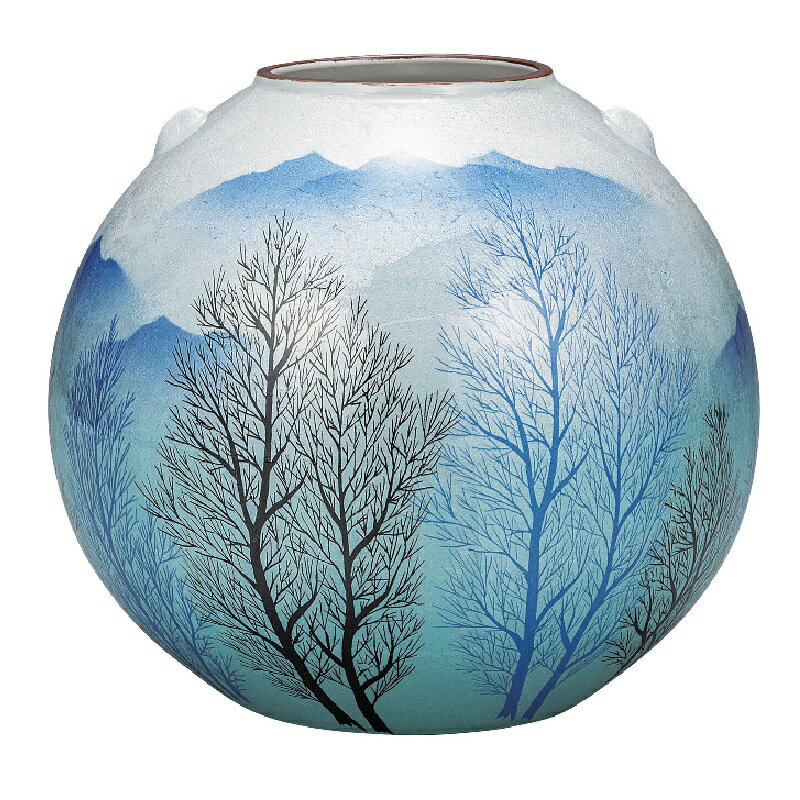 サイズ：径24.5 高22(cm) 素材：磁器 生産地：日本 九谷焼の花瓶は、花瓶自体が華やか物も多く、シンプルな花を一輪挿すだけでも十分に映えます。 和室だけでなく洋室やモダンなインテリアにも調和し、部屋を華やかに演出してくれます。 観賞...