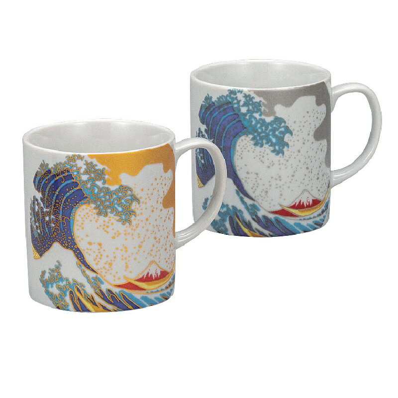 サイズ：径7.5 高8 (cm) 素材：磁器 生産地：日本 九谷焼のマグカップを2つセットにした商品です。 コーヒーやスープ、ホットミルクやお茶等どんな飲み物でも使い勝手がよい器です。 結婚祝いや結婚記念日、陶器婚式や磁器婚式、銀婚式や金婚...