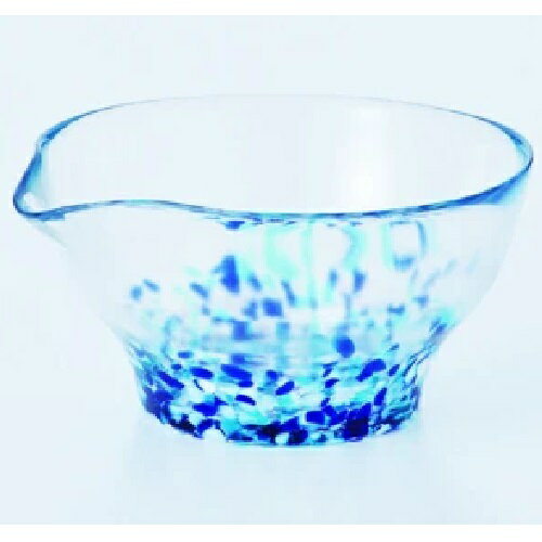 サイズ：14.6 x 13.2 x 高さ7cm 容量：380cc（満水） ■素材：ガラス ■生産地：日本 人気沸騰・品切れ続出の片口抹茶碗を、松ヶ岡ガラスで作りました！ 中が見えるのが良いですよネ！ 抹茶を点てる道具としてのご利用は勿論です...