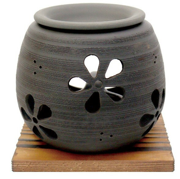 ■サイズ約：直径11cm×高さ9.5cm(敷板11x11cm) ■生産地：日本 ■素材・成分：陶器 ■通常2〜5営業日で発送致しますが材料その他要因にて1週間から1ヶ月以上お時間が掛かる場合やご用意出来ない場合が御座います。予めご了承下さい...