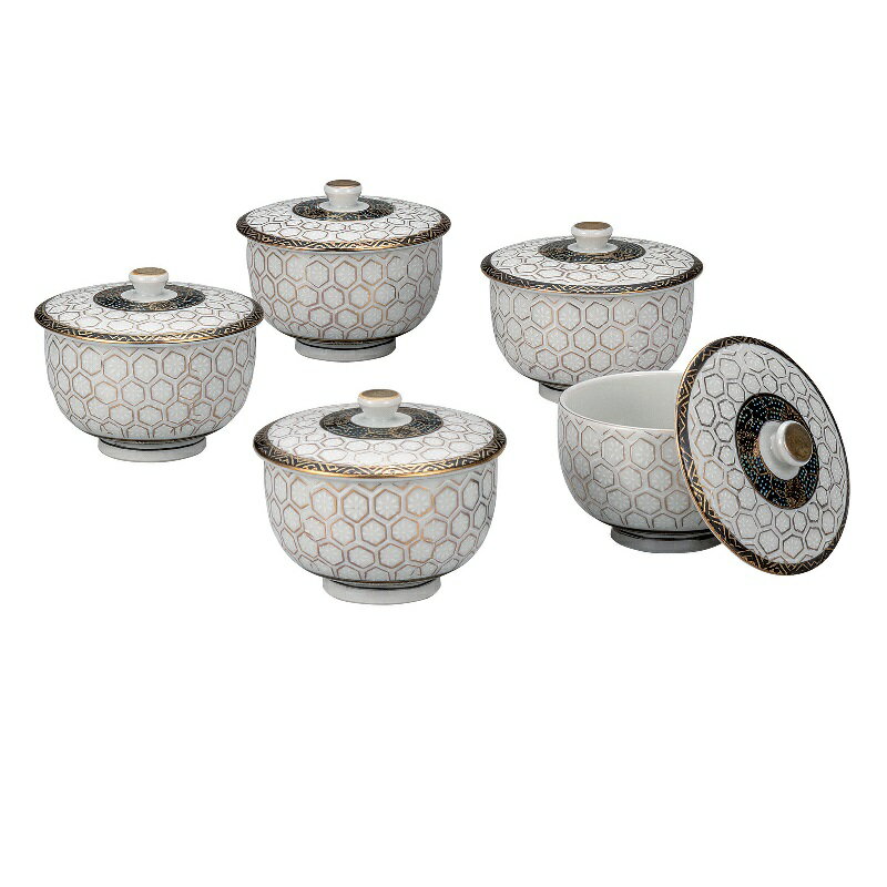 サイズ：径8.3 高7.2 (cm) 素材：磁器 生産地：日本 九谷焼の華やかな汲出揃えです。 汲出は湯呑と比べて低くて口が広く、やや小ぶりで上品な器です。 来客用に使われることが多く、漆器と組合せて茶托を下に敷いてもてなします。 九谷五彩...