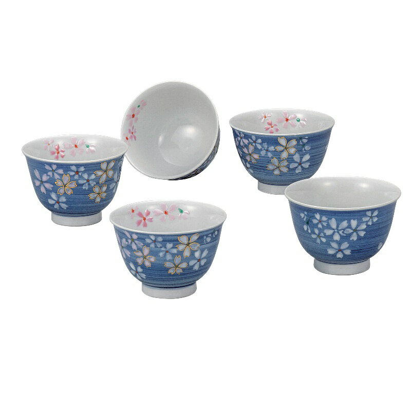 サイズ：径8.3 高5.5 (cm) 素材：磁器 生産地：日本 九谷焼の華やかな汲出揃えです。 汲出は湯呑と比べて低くて口が広く、やや小ぶりで上品な器です。 来客用に使われることが多く、漆器と組合せて茶托を下に敷いてもてなします。 九谷五彩...