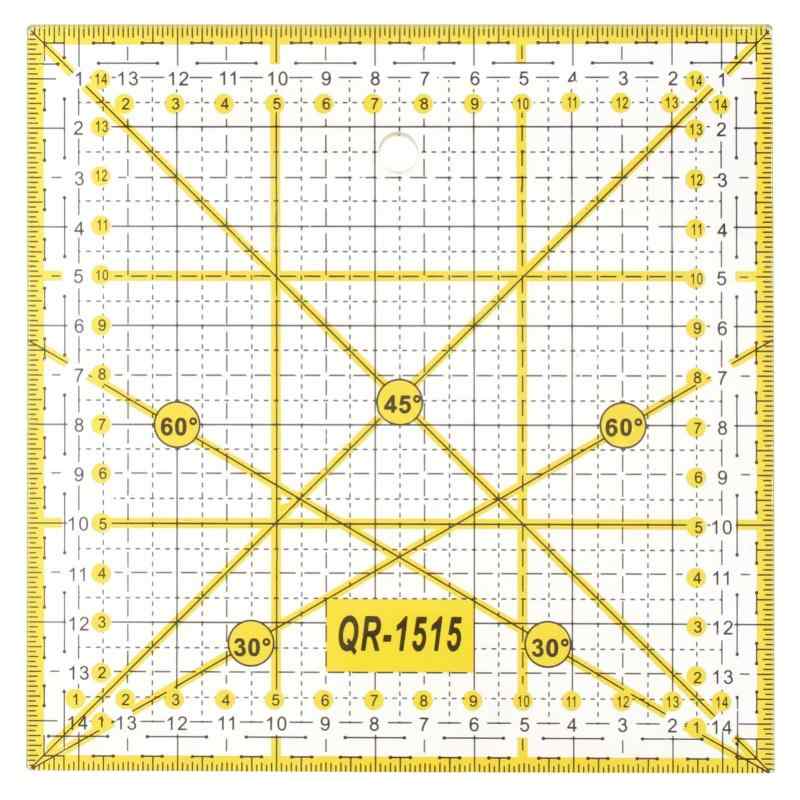 キルト定規 15x15cm ミシン キルト 手芸用品 多機能定規 パッチワーク 縫製 DIY 衣服 カット用 デザインデッサン多機能なキルト定規 ぬいしろ目盛り付きの多機能な定規はミシンキルト、パッチワーク、キルト、縫製用などとしてもご使用...